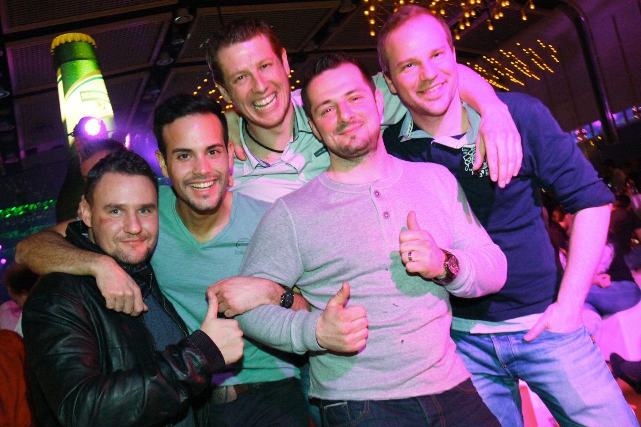 Disco-Feeling bei ü30-Party in den Westfalenhallen