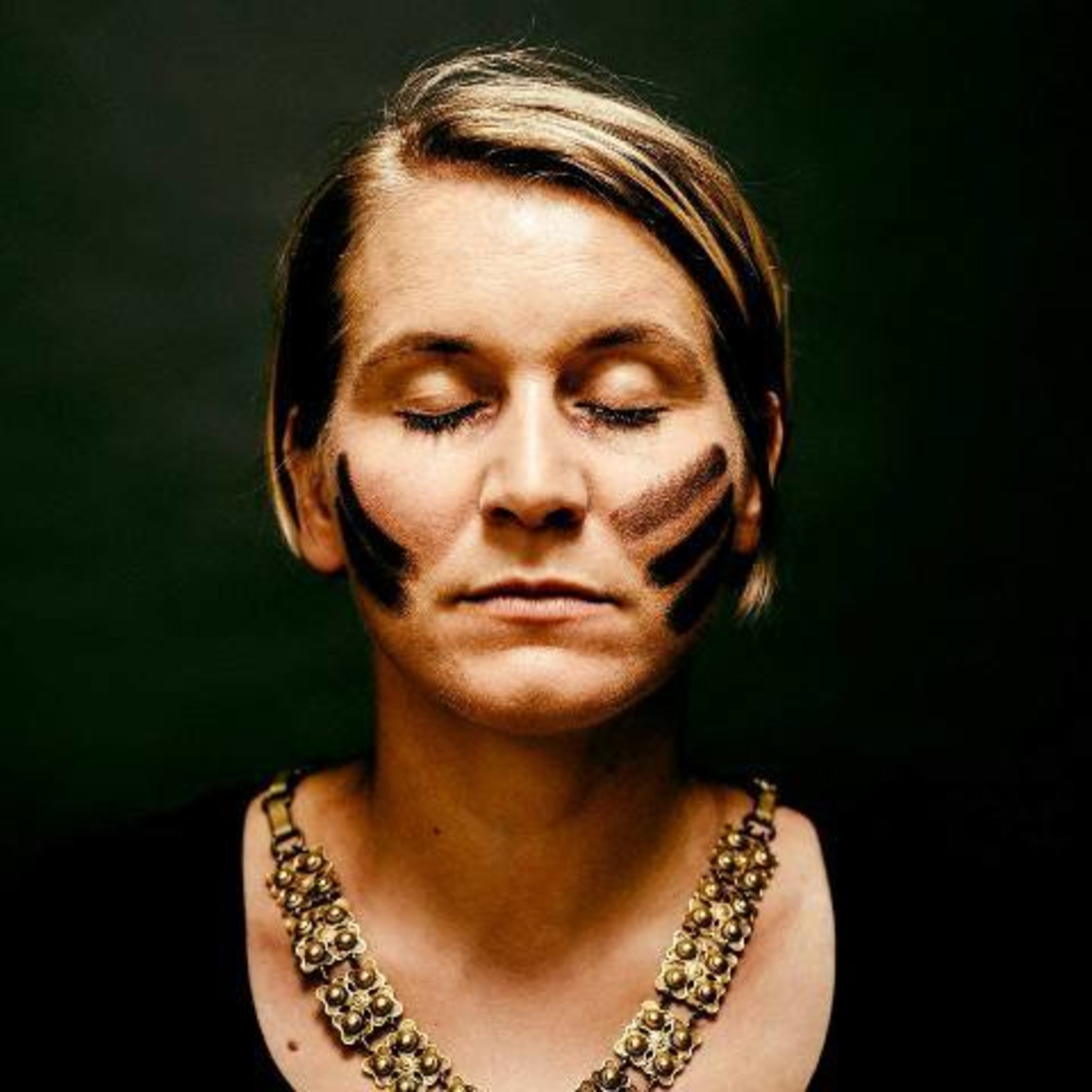 An einem Sonntag im Lokal | Frauke Angel