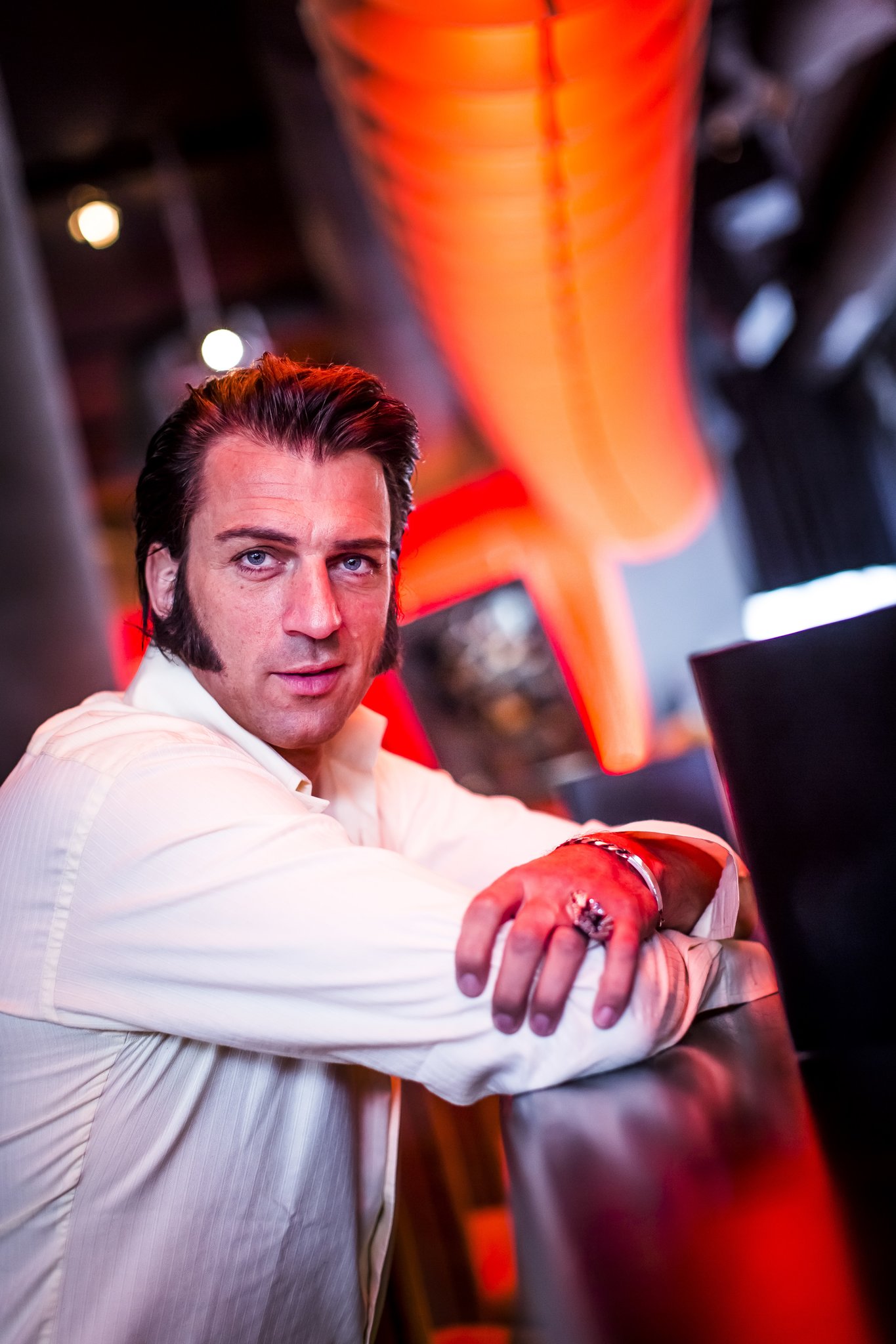 Elvis lebt, denn Oliver Steinhoff kommt wieder in die Bibliothek Brackel