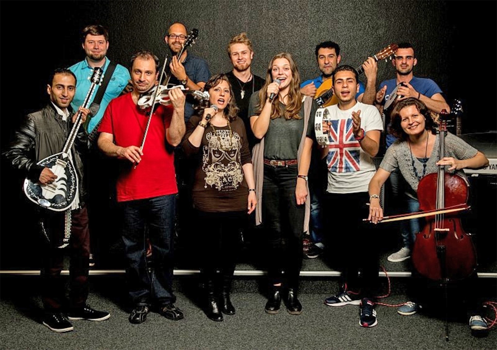 „Yellow Moon“ - Ein Konzert so bunt wie die Stadt im AZH