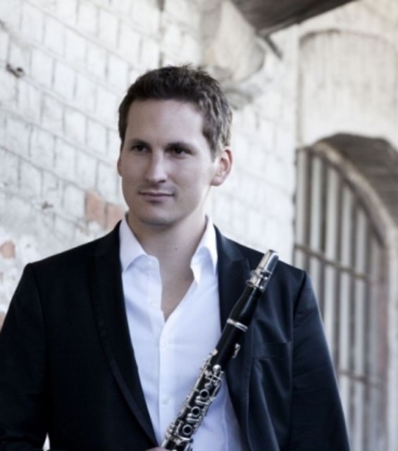 Neue Philharmonie Westfalen und Daniel Ottensamer in Wesel