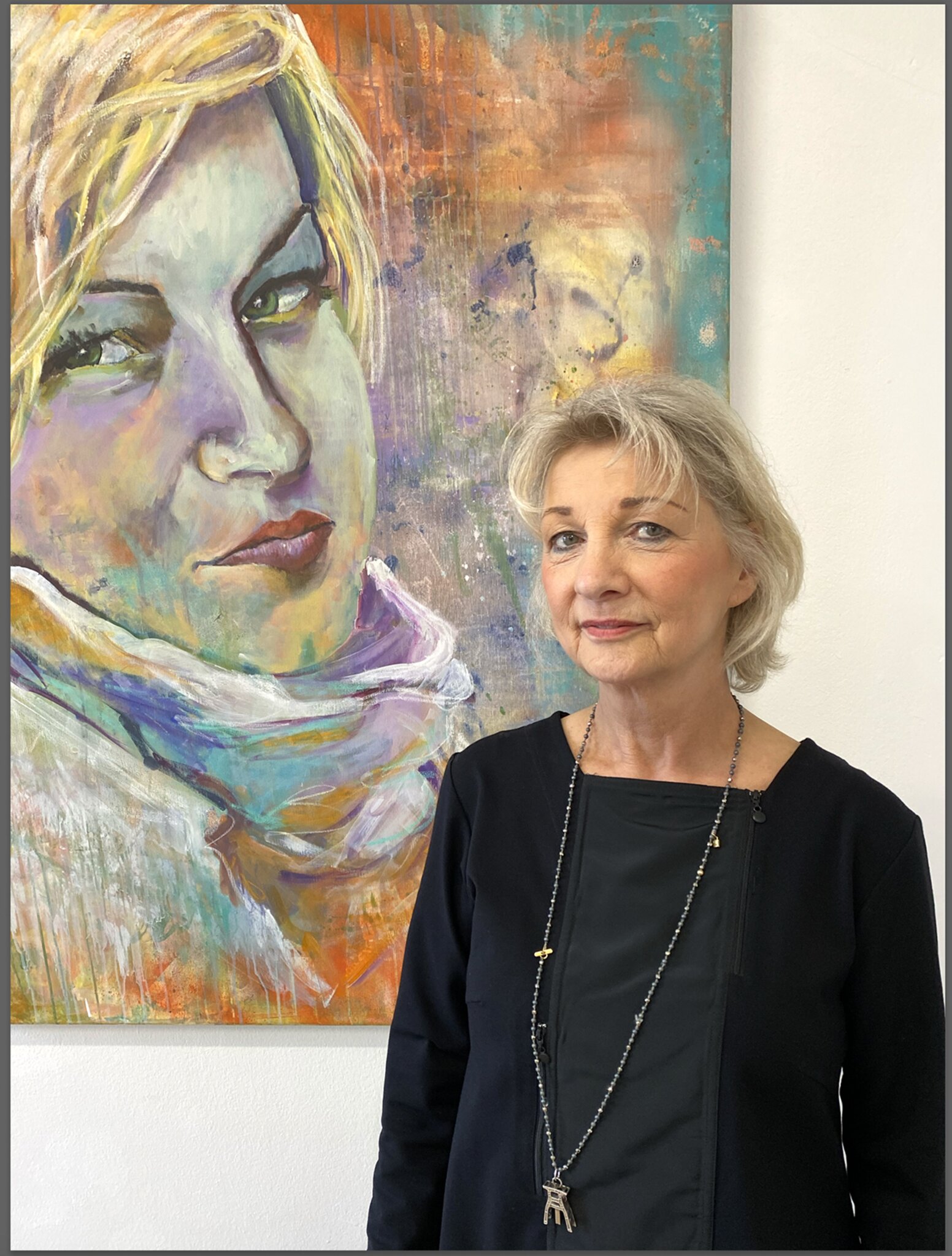 FRAUEN DIESER WELT, Malereiausstellung von ANDREA URSULA MÜLLER in der ...