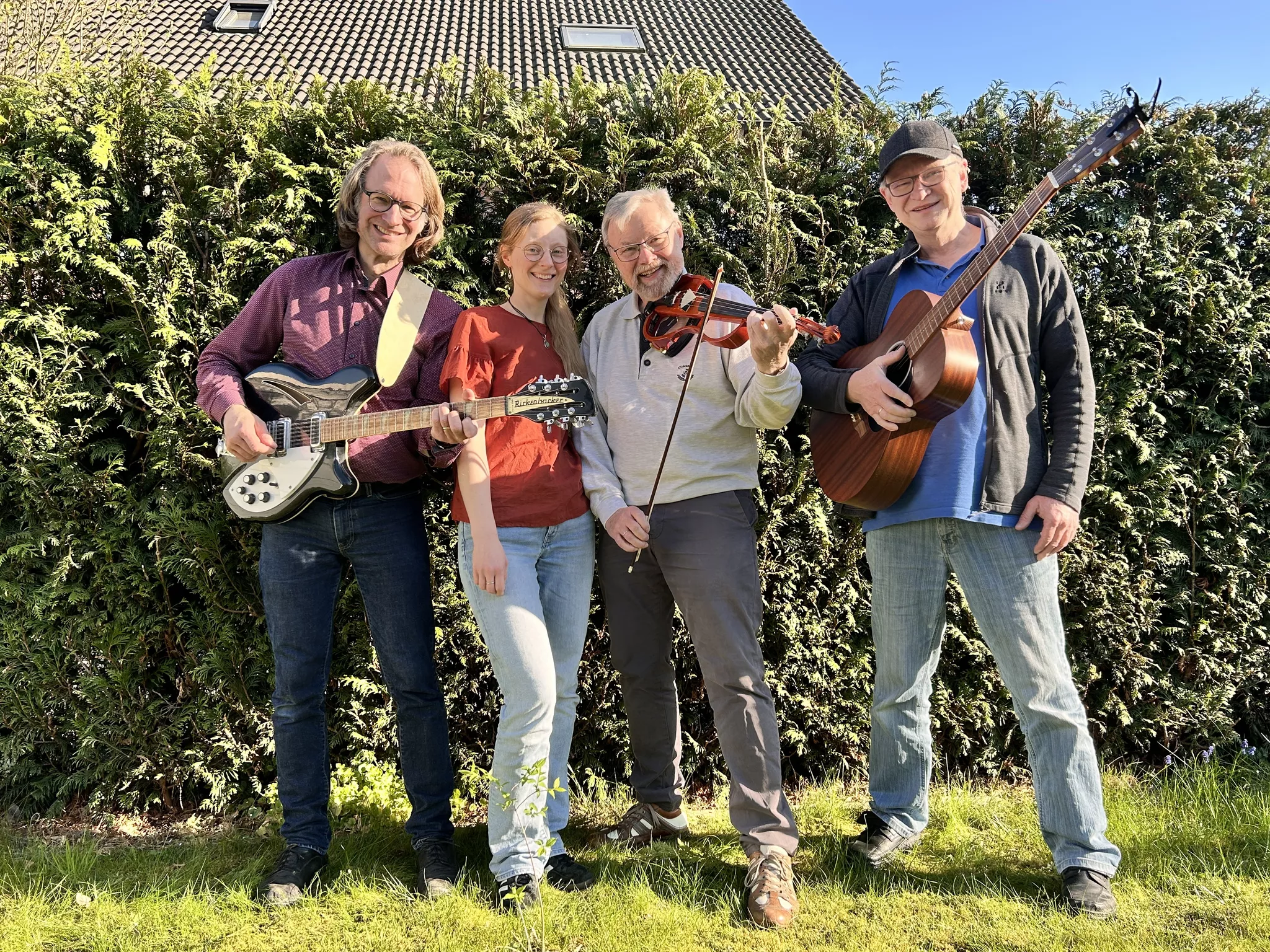 „Strings & Stories“ mit Blues, Folkrock und mehr „Strings & Stories“ mit Blues, Folkrock und mehr