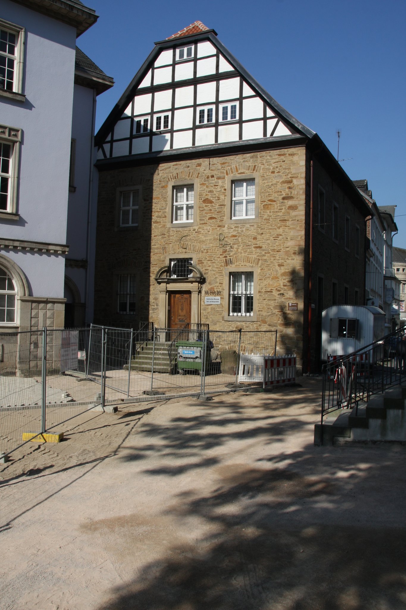 Die Neugestaltung des alten Rathausplatz in Menden "Das Mendener Museum"