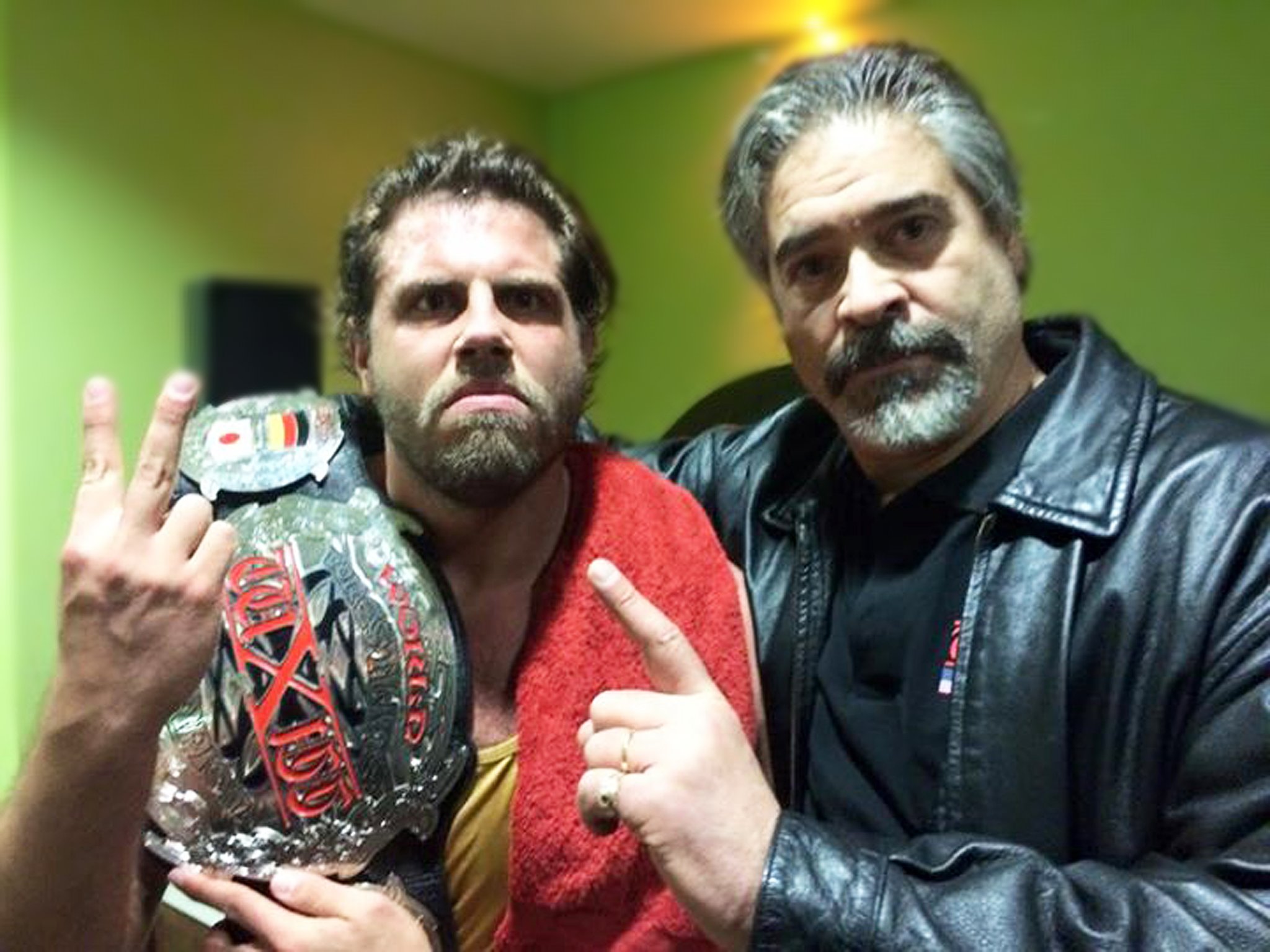 Wieder gewonnen: Karsten Beck aus Wesel ist neuer Wrestling-Weltmeister!