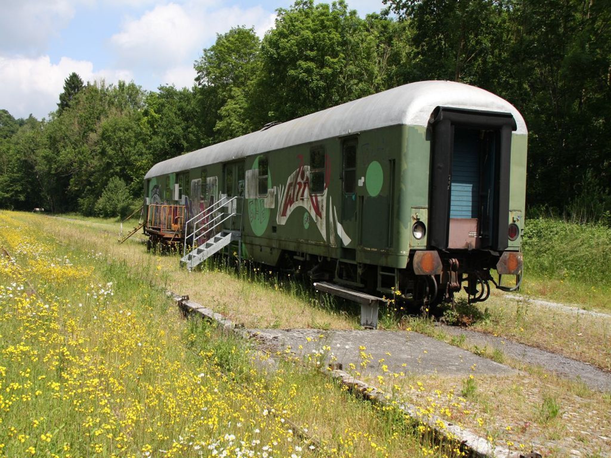 Alter historischer DB Postwagen