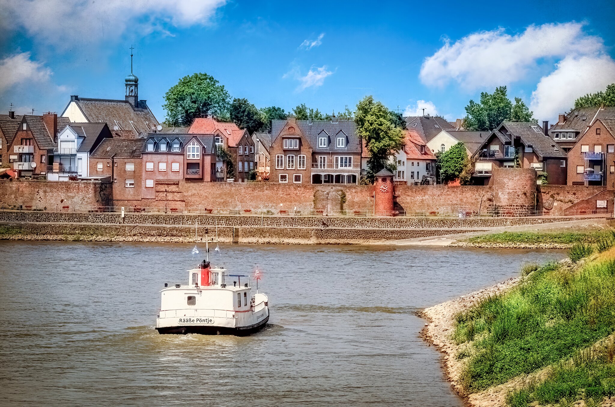 Rees, die älteste Stadt am unteren Niederrhein