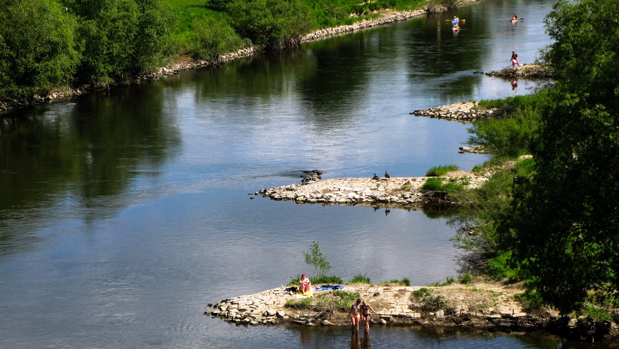 RAUS IN DIE FREIE NATUR 12